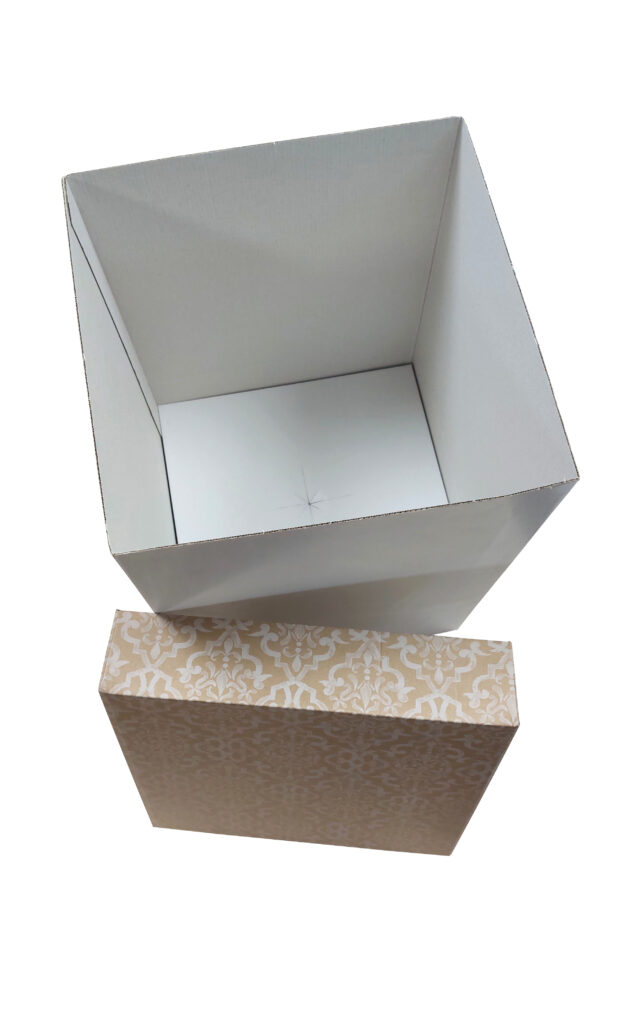 CAJA BOUQUET ESTUCADO TAPA SEPARADA 30X30X45 MÍNIMO 25 CAJAS